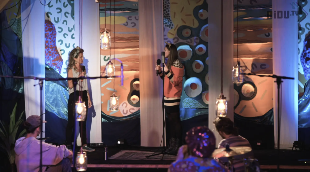 Beth Calverley: Live from the Jam Jar - AiDU